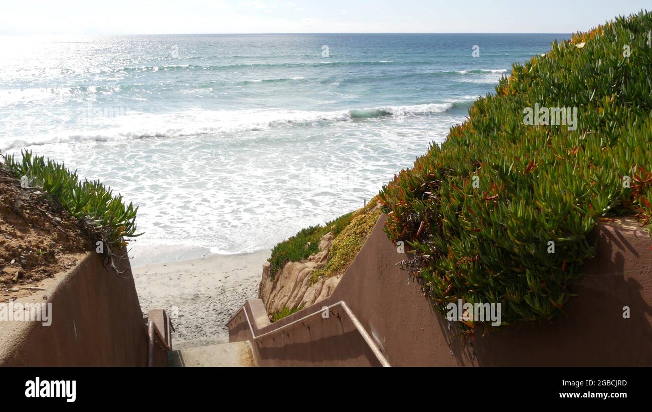 Stairs, beach access in Carlsbad, California USA. Coastal stairway ...