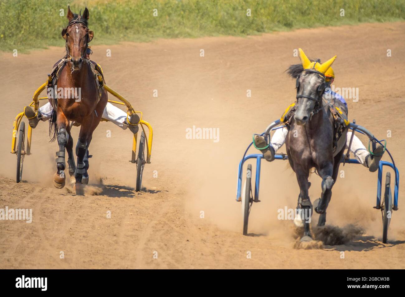 Two running carts hi-res stock photography and images - Alamy