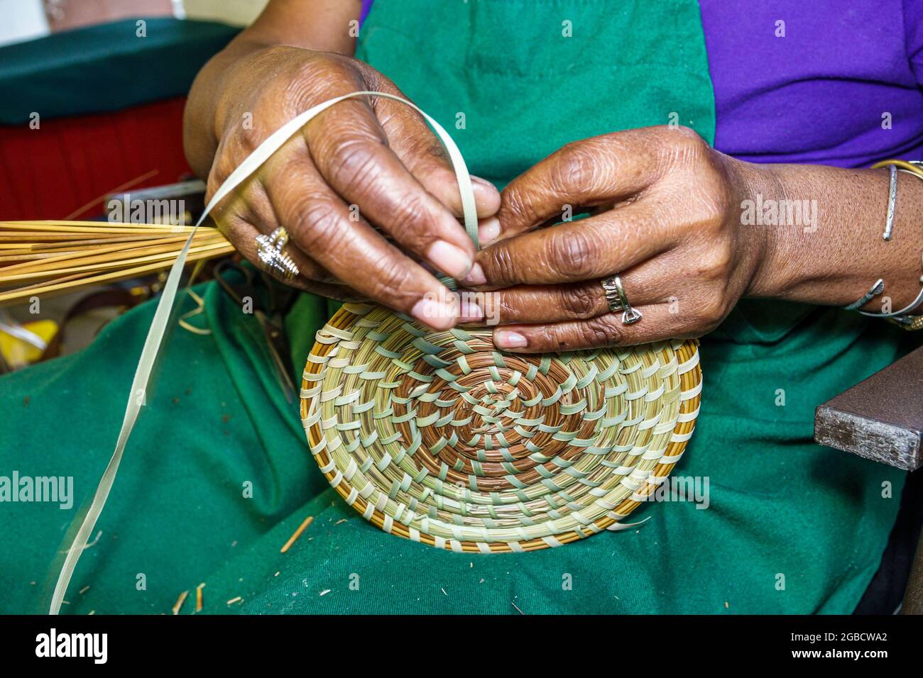 Gullah women hi-res stock photography and images - Alamy