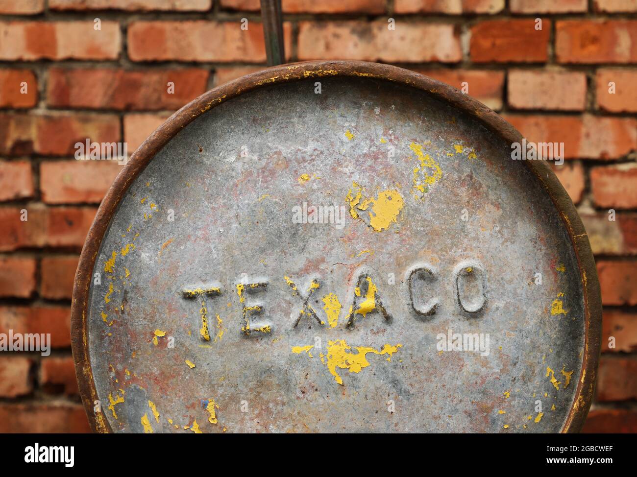 Barrel of oil logo hi-res stock photography and images - Alamy