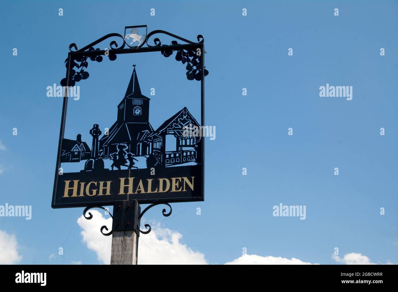 HIGH HALDEN Village Sign Kent Stock Photo - Alamy