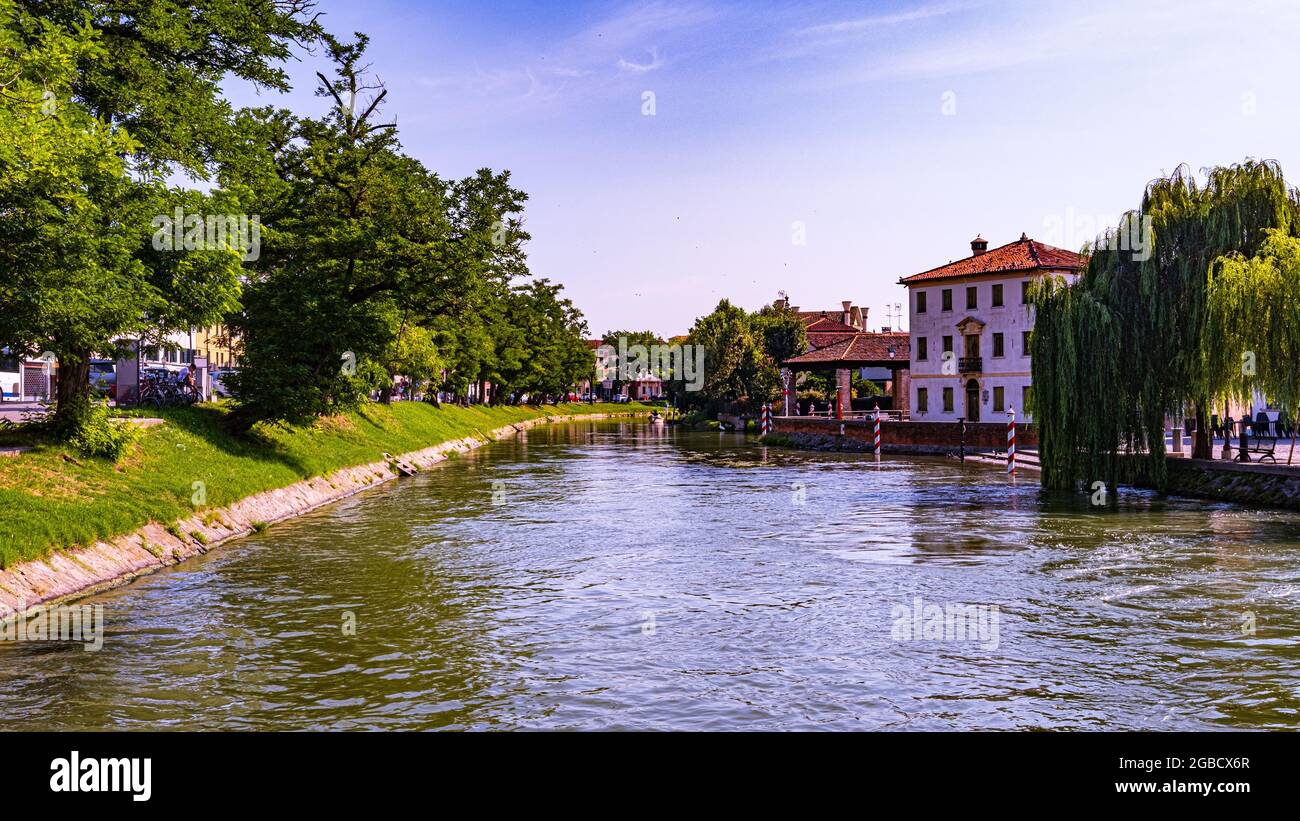 water canal, houses, trees in Dolo, Venice. Italy Stock Photo - Alamy