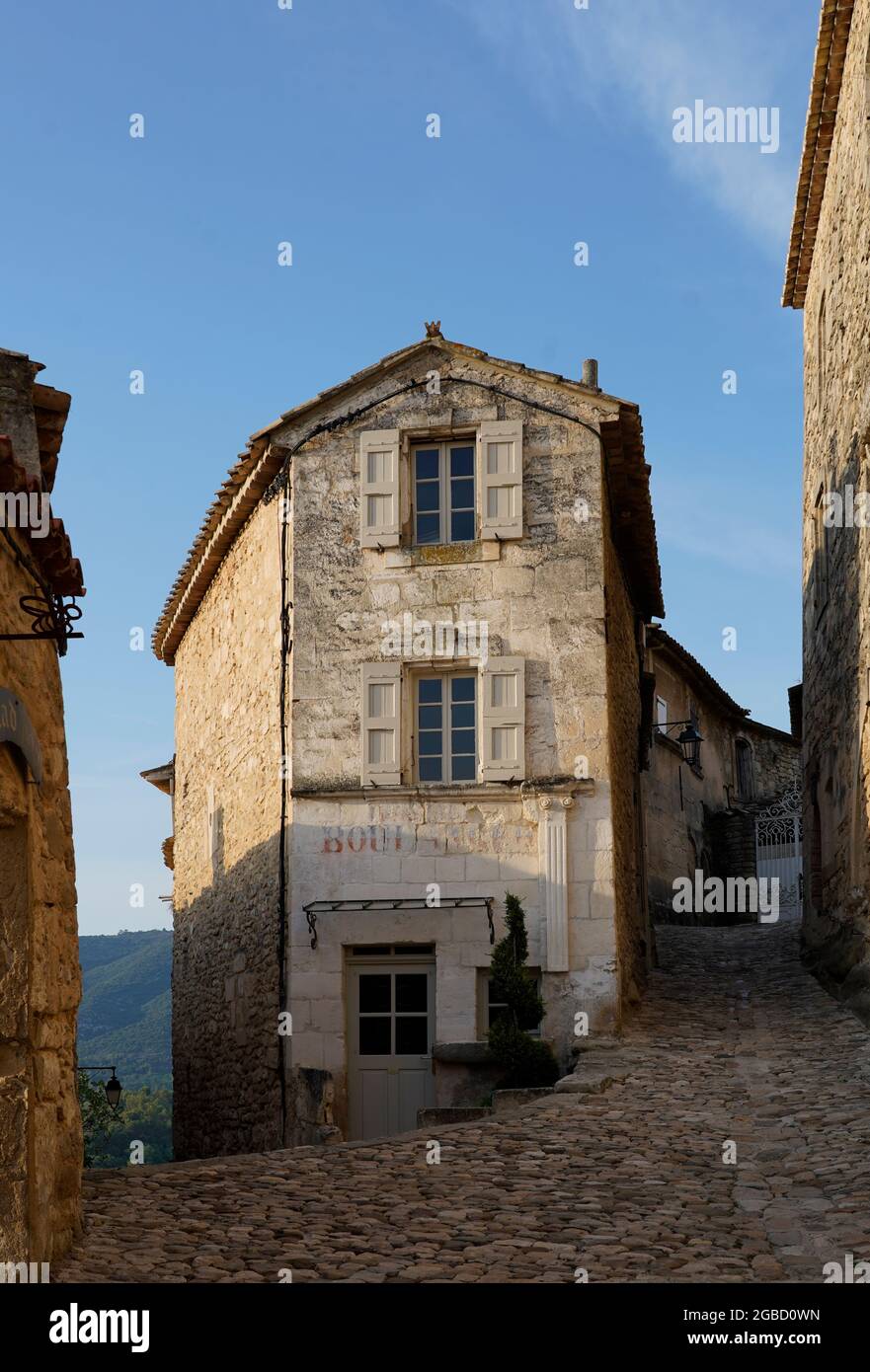 Early morning walk in Lacoste, Provence Stock Photo - Alamy