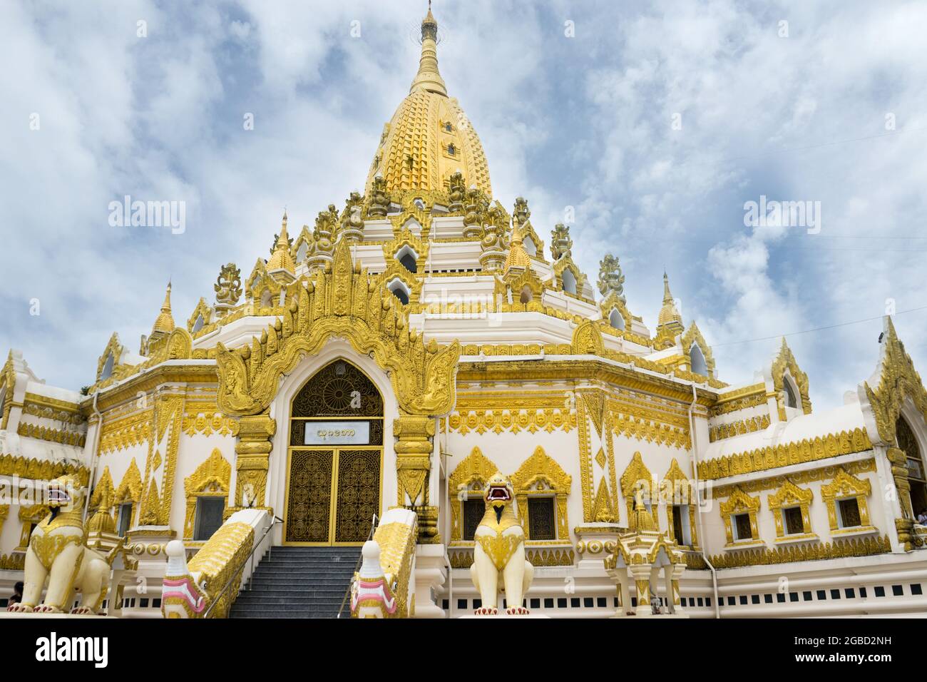 Yangon construction site hi-res stock photography and images - Alamy