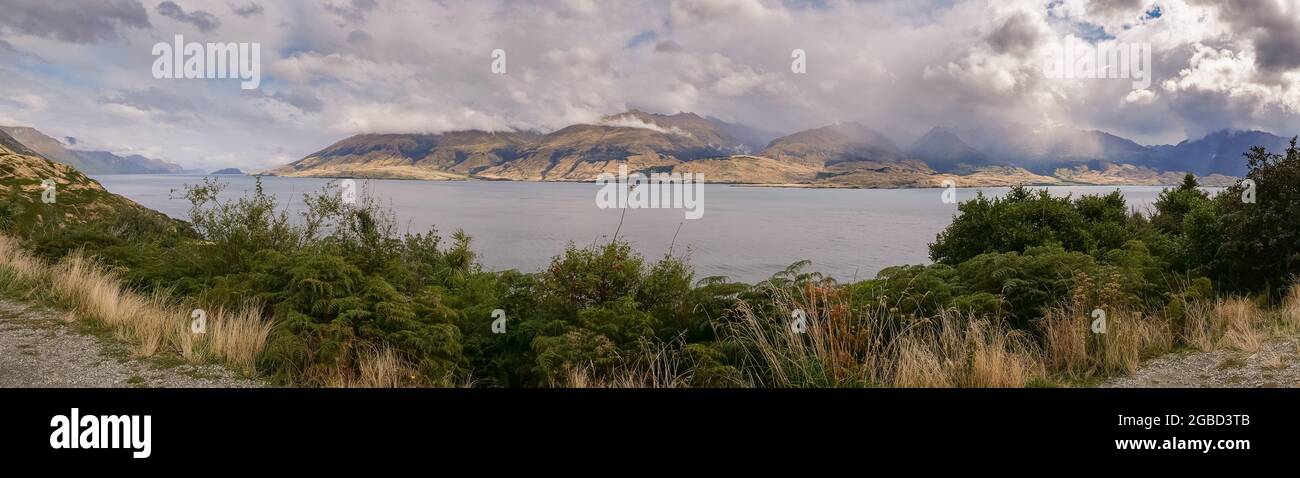 "lake dunstan" hi-res stock photography and images - Alamy