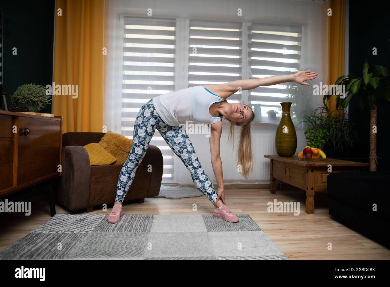 Shapely bends hi-res stock photography and images - Alamy