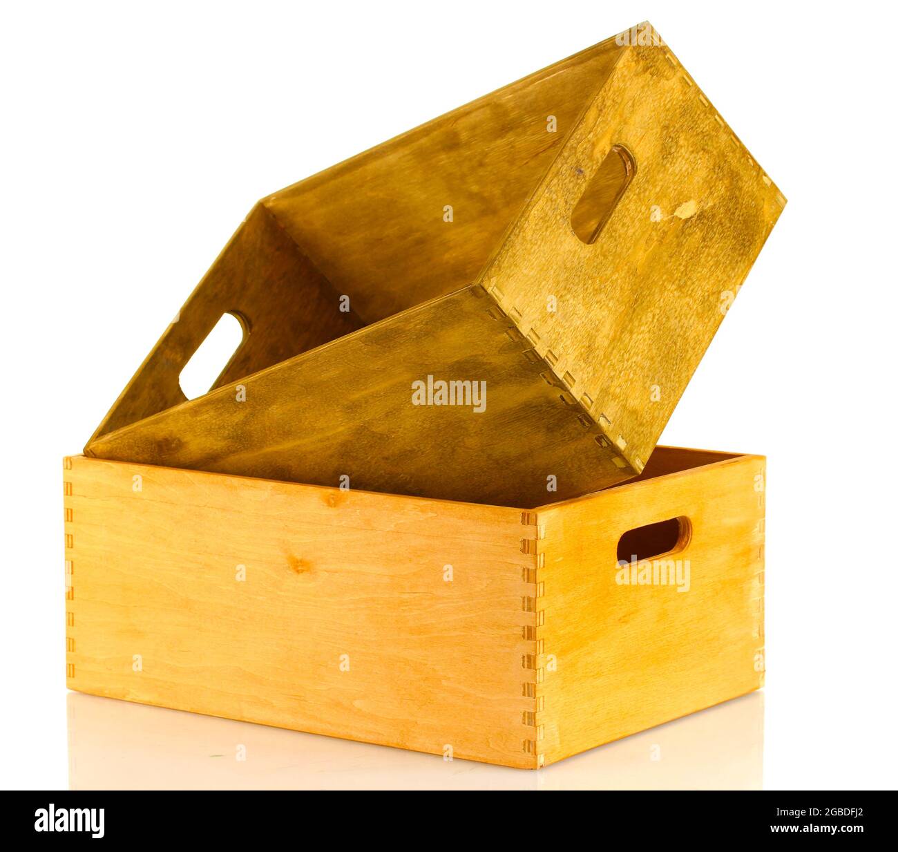 empty wooden crates isolated on white Stock Photo - Alamy