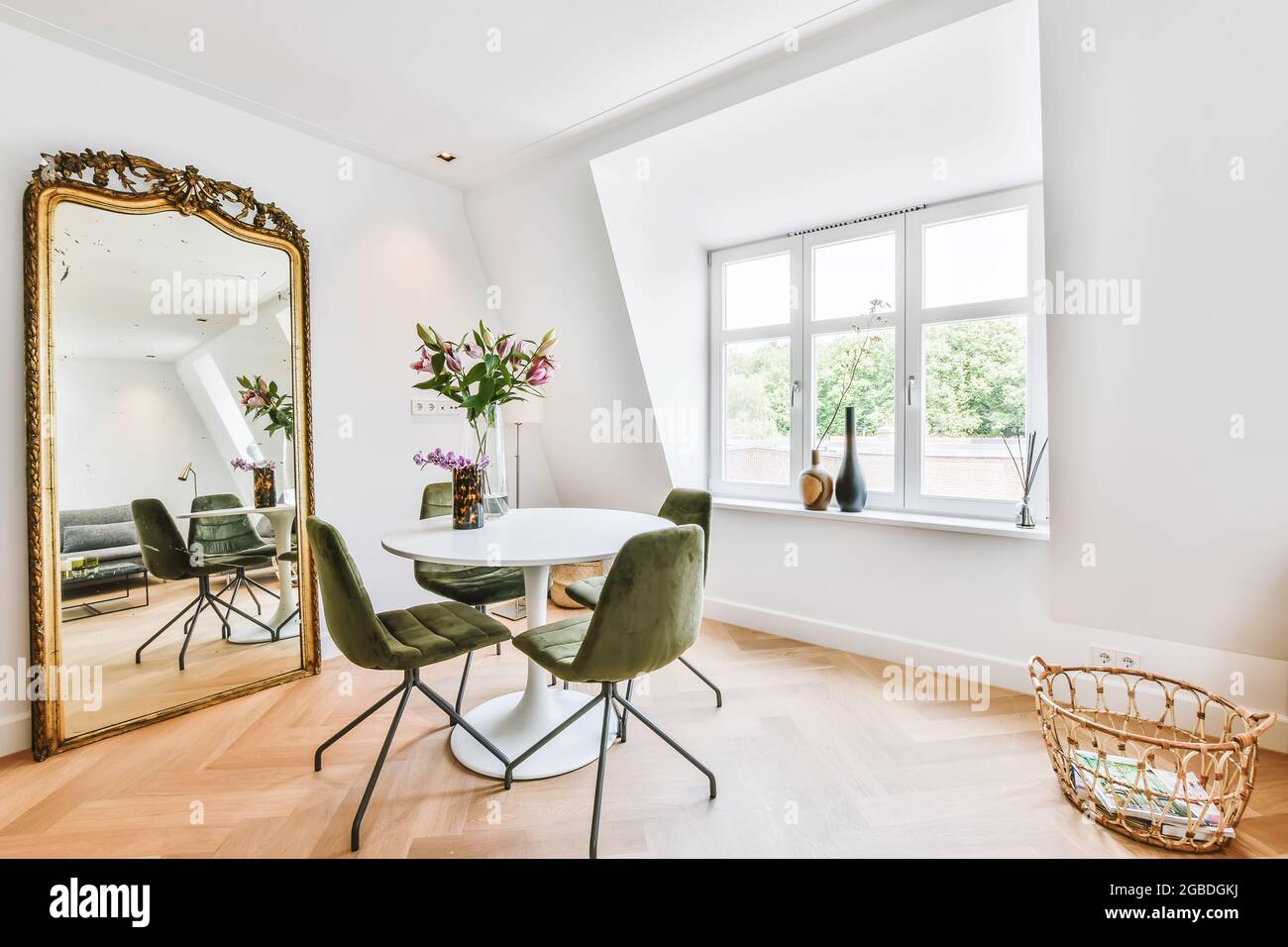 Luxury and beautiful dining room interior design Stock Photo - Alamy