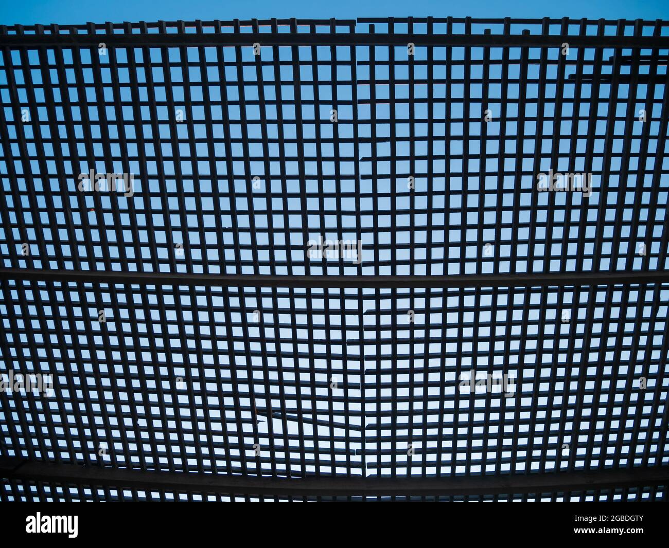 Timber lattice hi-res stock photography and images - Alamy