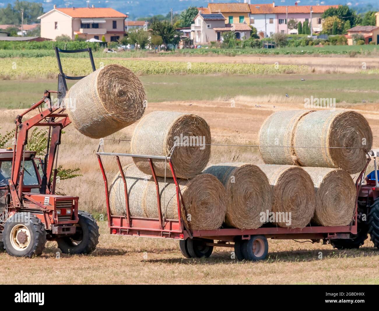 Hay bale truck transport hi-res stock photography and images - Alamy