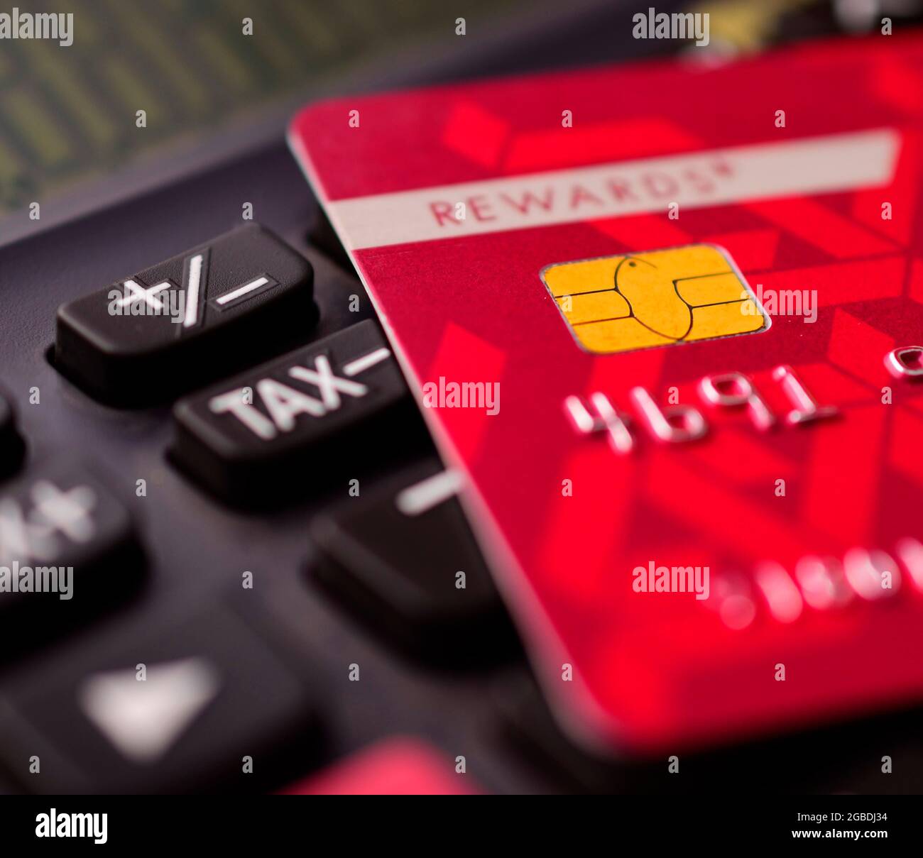 Close up of Credit Card with Calculator Stock Photo - Alamy