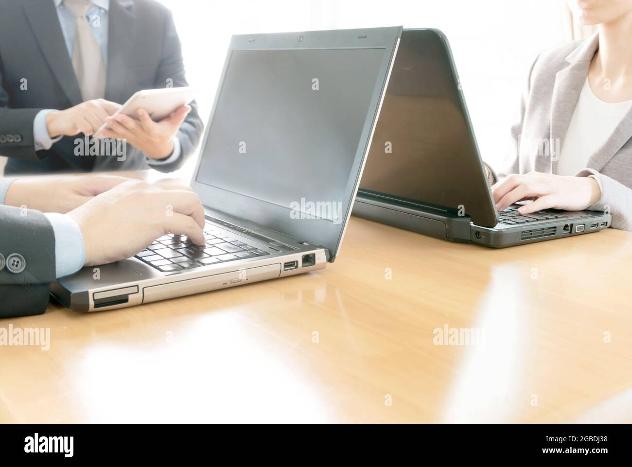 Asian business team Stock Photo - Alamy