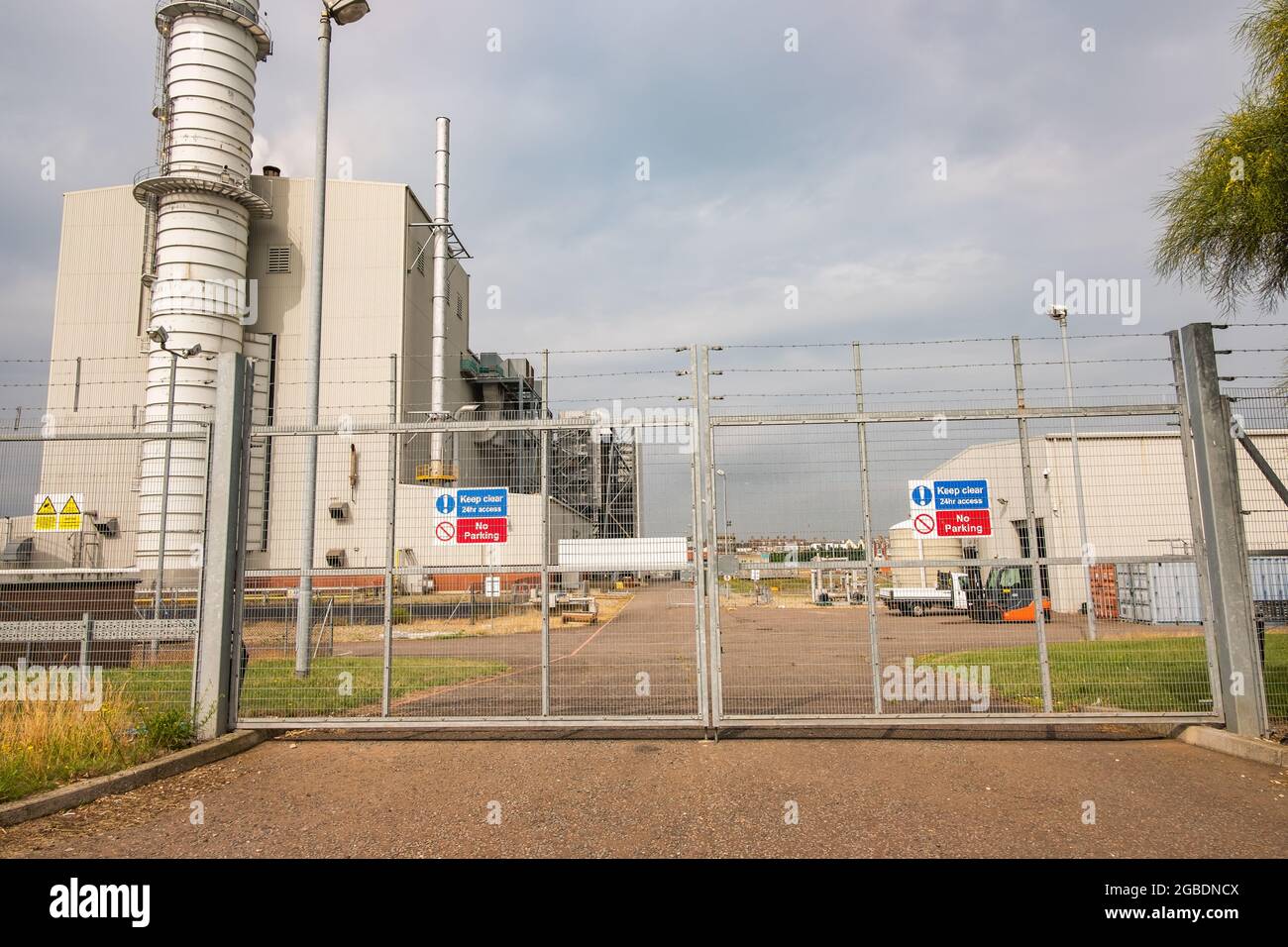 Factory gates uk hi-res stock photography and images - Alamy