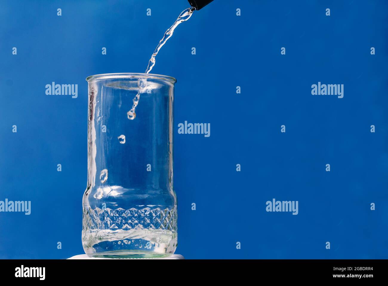 Distilled water hi-res stock photography and images - Alamy