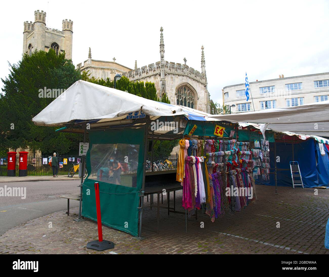 Cambridge market stalls hi-res stock photography and images - Alamy