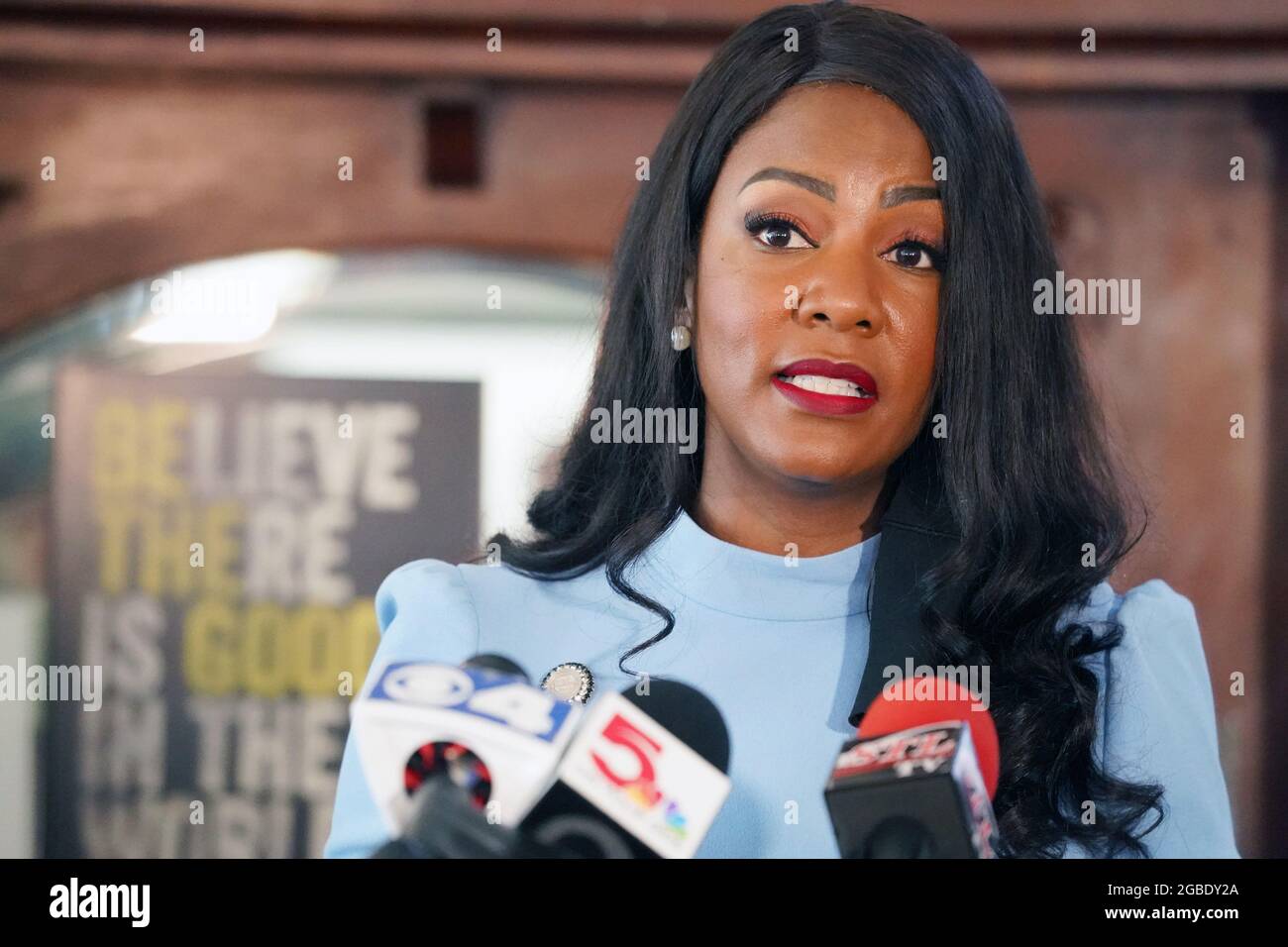 Eviction prevention hi-res stock photography and images - Alamy