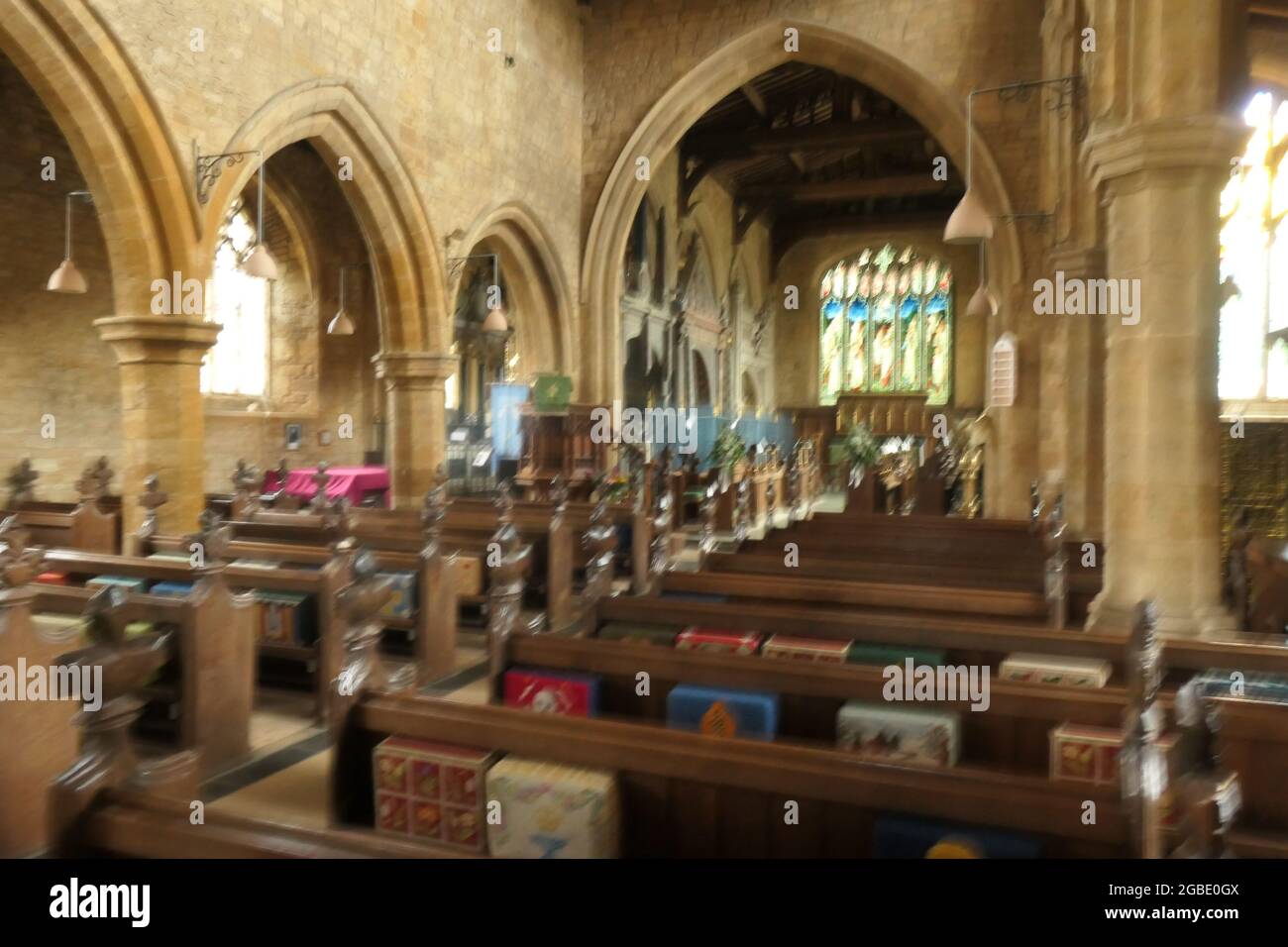 Diana Spencer princess of Wales Church buried in Crypt with father arch ...