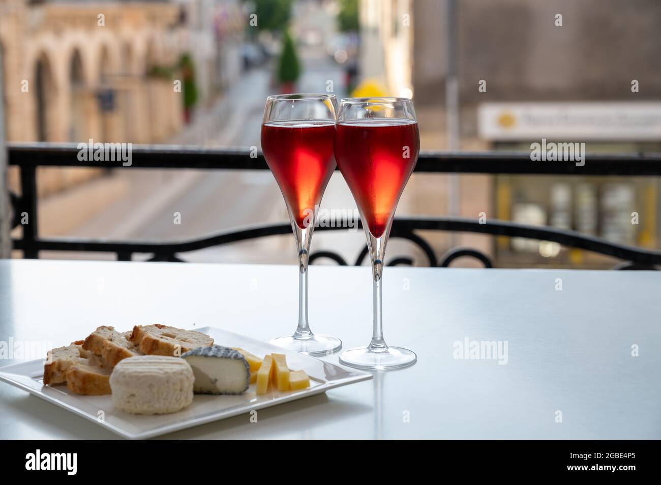 Kir royale champagne cocktail hi-res stock photography and images - Alamy