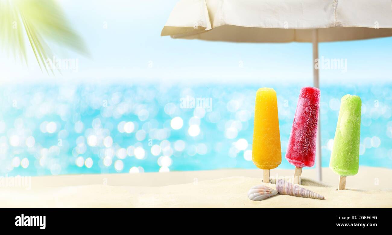 Frozen stick on the beach hi-res stock photography and images - Alamy