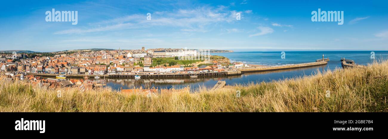 Whitby town harbour panorama hi-res stock photography and images - Alamy