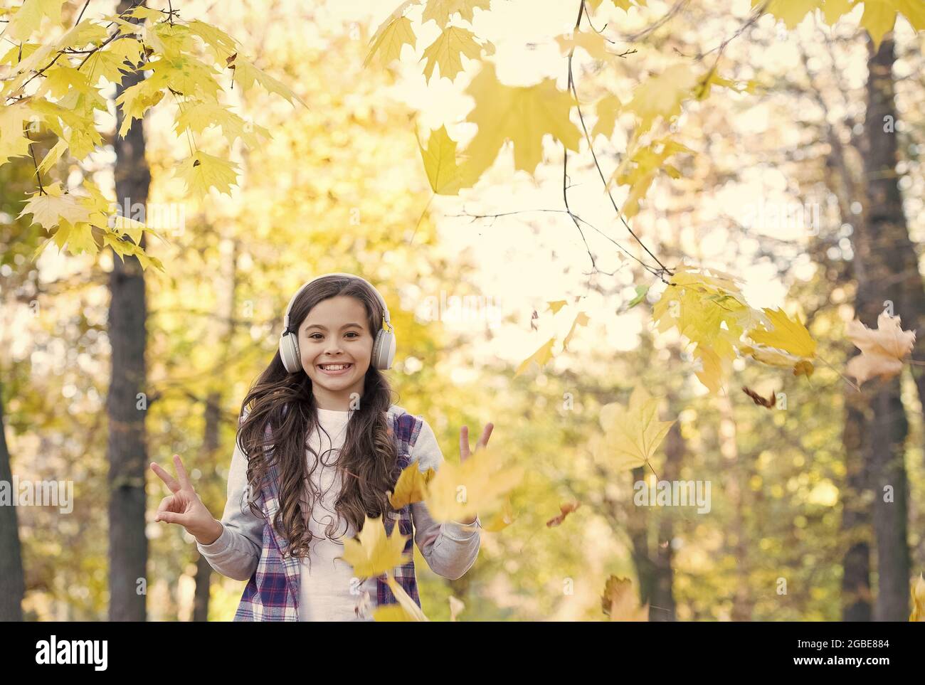 autumn kid fashion. inspiration. happy childhood. back to school. girl ...