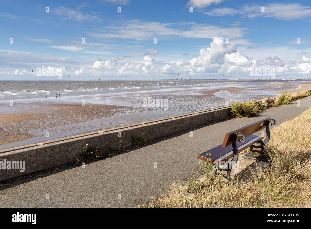 Wallasey beach hi-res stock photography and images - Alamy