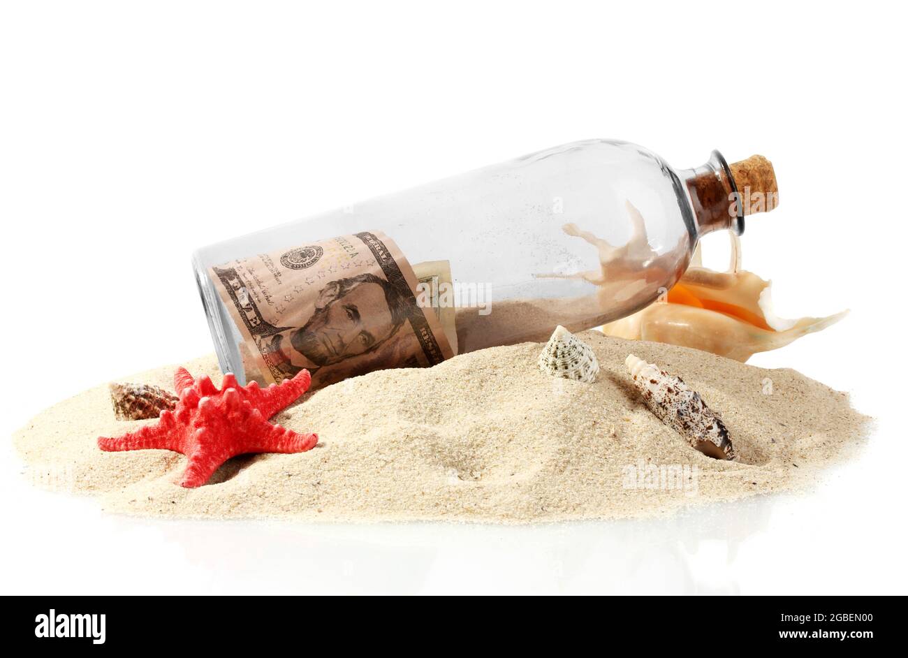Glass bottle with note inside on sand isolated on white Stock Photo - Alamy