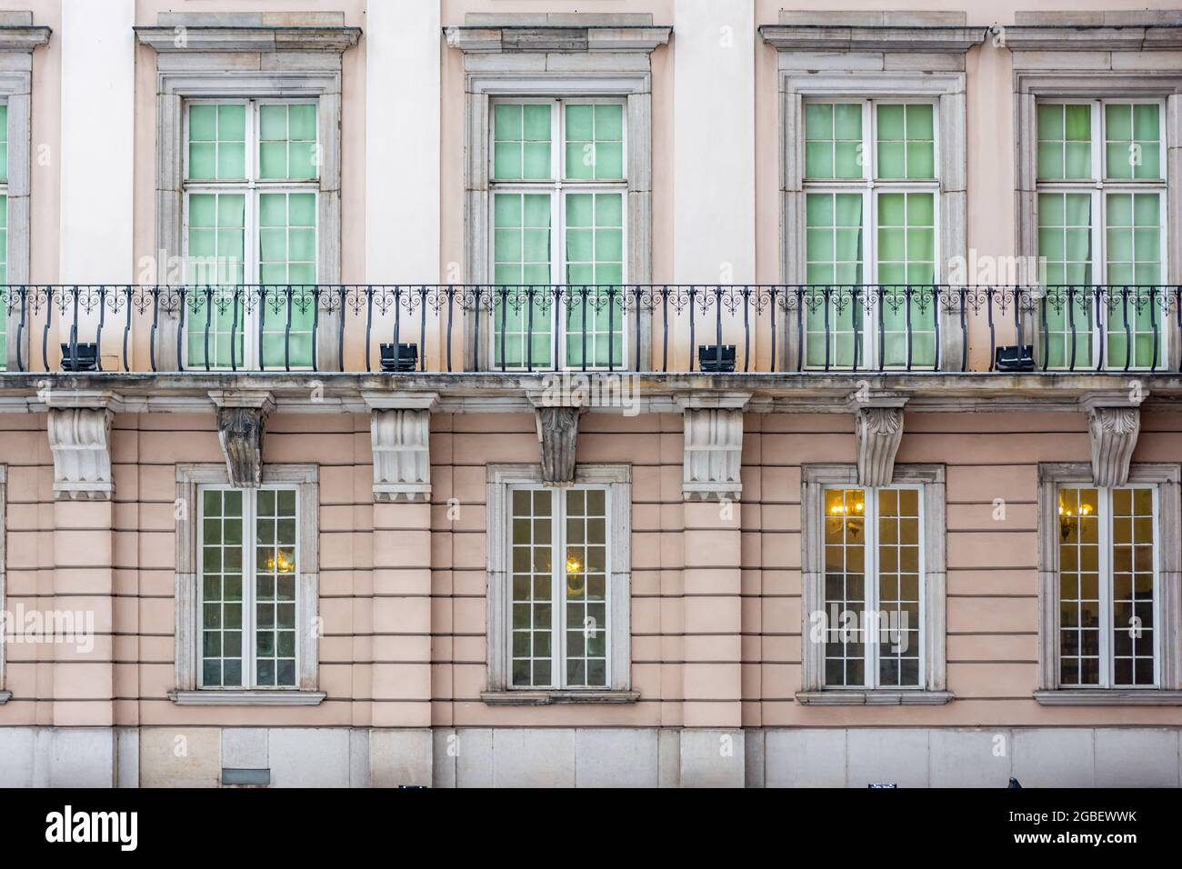 Windows of an old building Stock Photo - Alamy