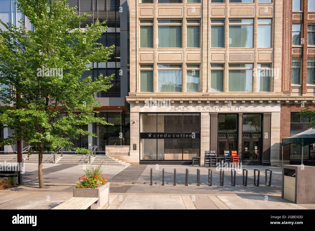 Edmonton, Alberta - July 30, 2021: Coffee shops among Edmonton's ...