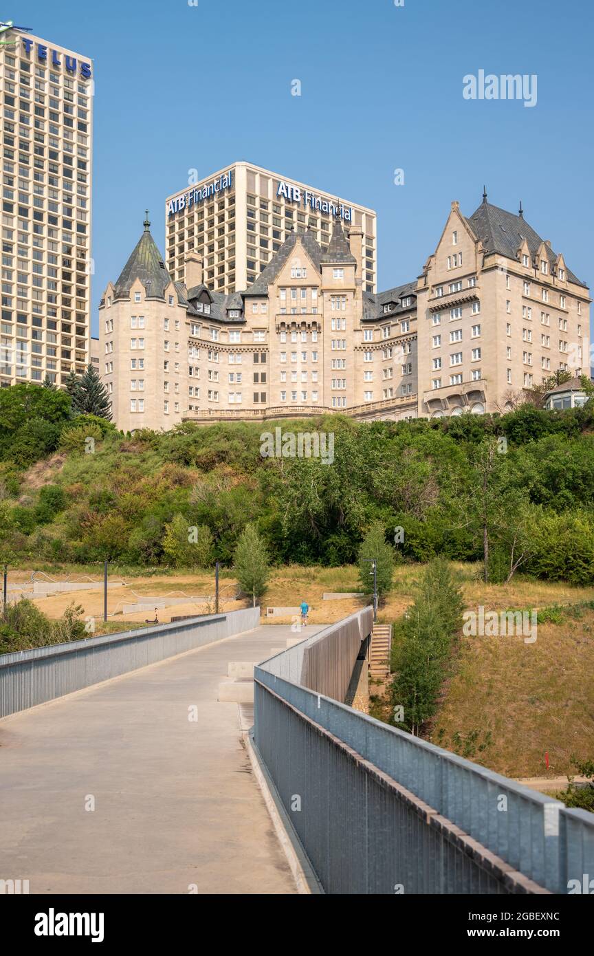 Fairmont hotel macdonald edmonton hi-res stock photography and images ...