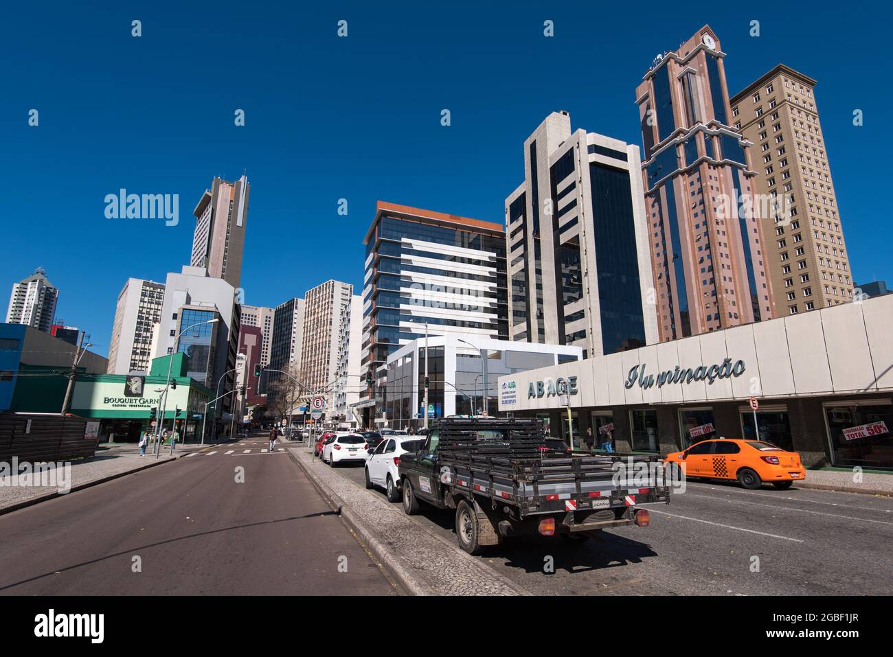 Downtown curitiba buildings brazil hi-res stock photography and images ...
