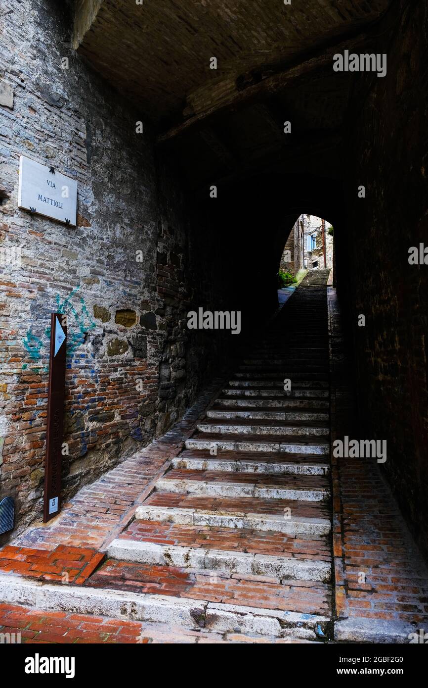 Perugia street umbria italy hi-res stock photography and images - Alamy