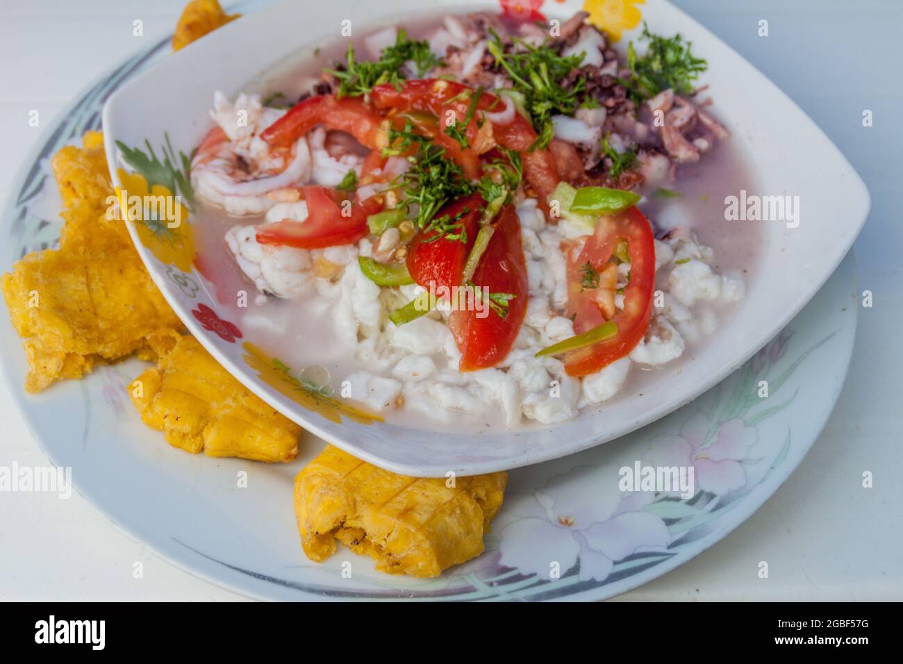 Ceviche Ecuatoriano Mixto