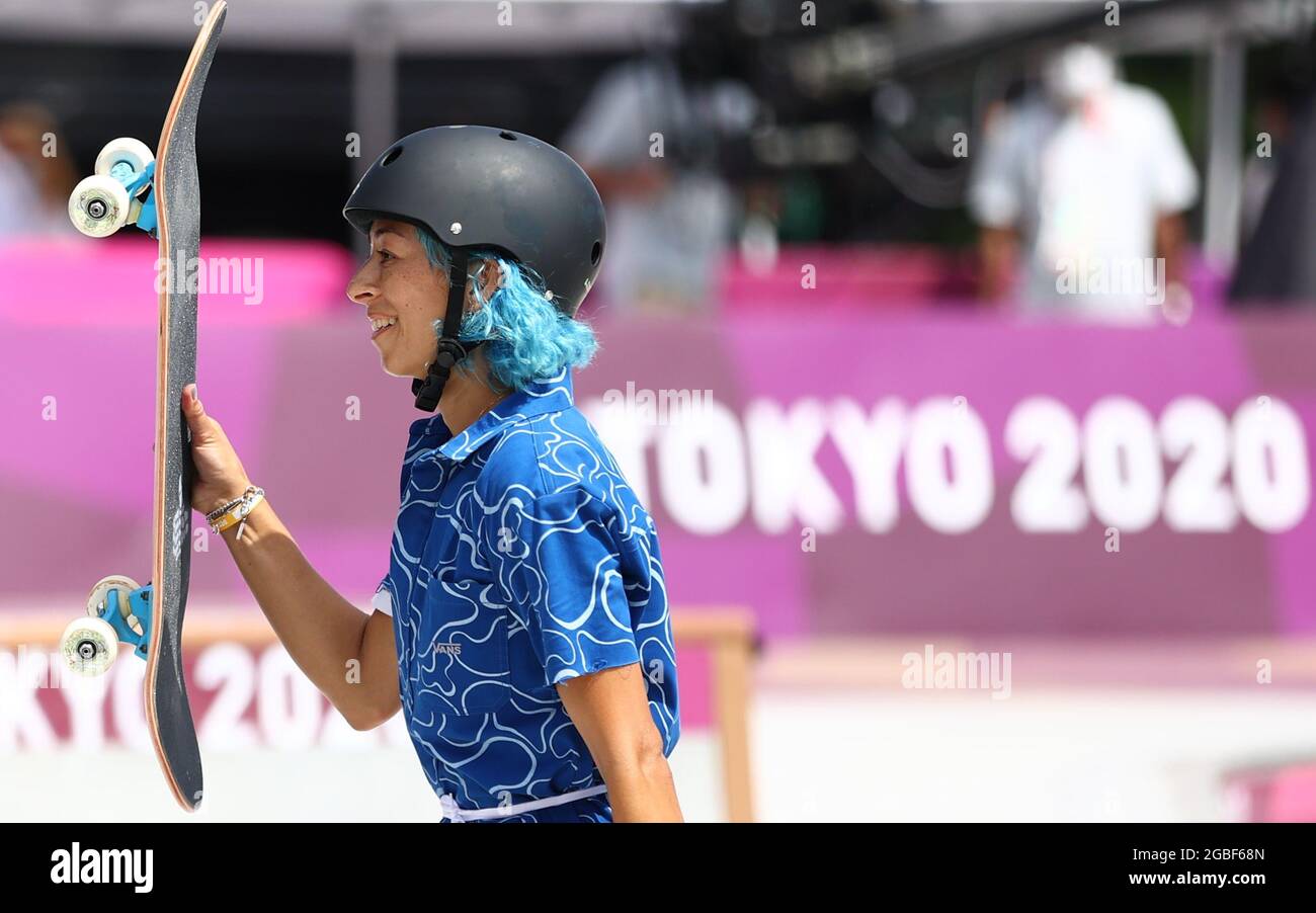 Lizzie armanto hi-res stock photography and images - Alamy