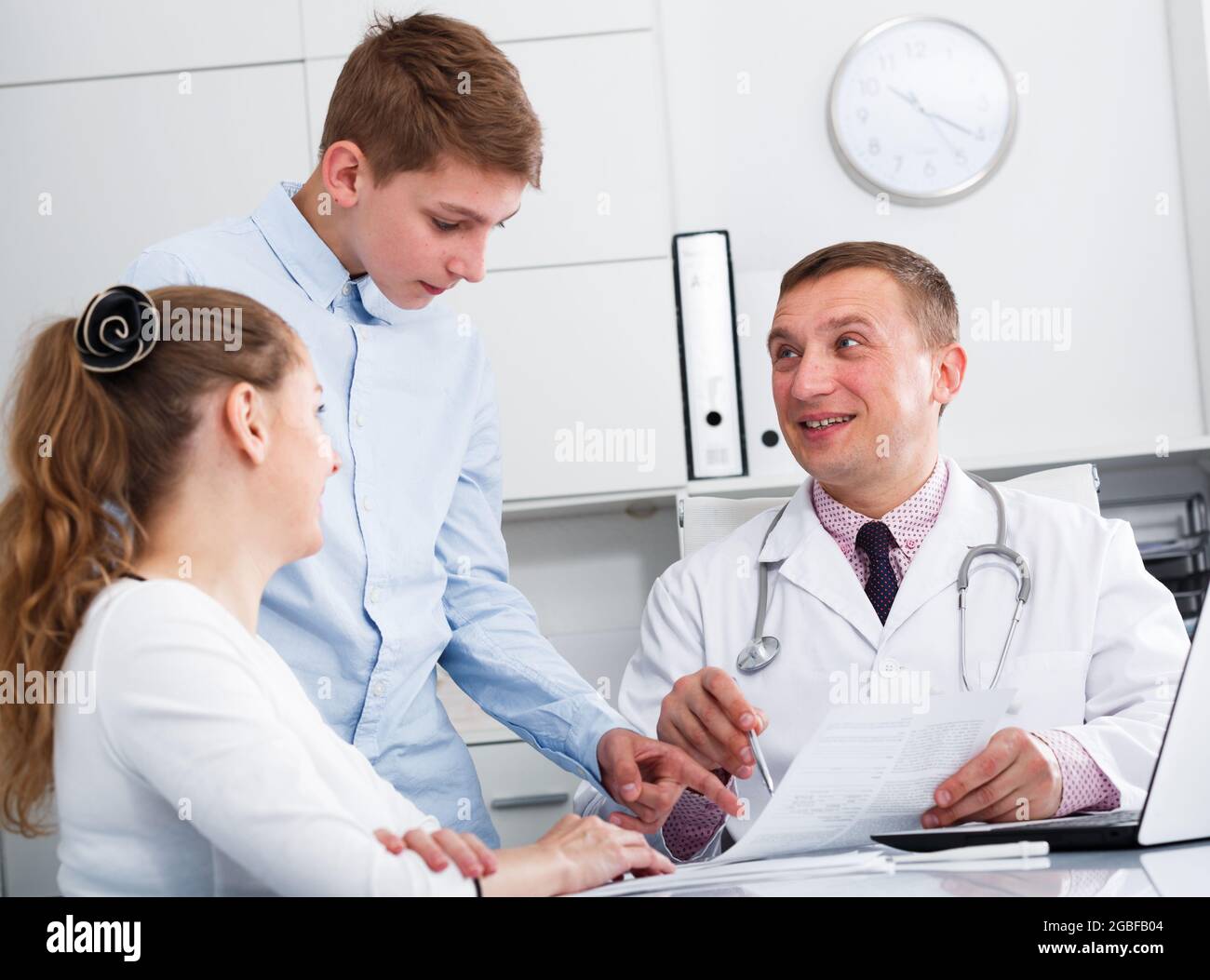 Consultation with doctor Stock Photo - Alamy