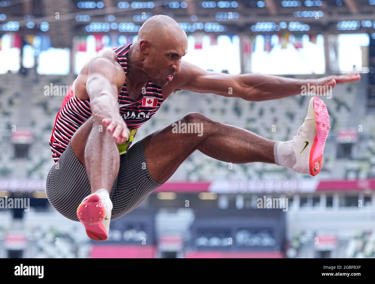 Canada long jump hi-res stock photography and images - Alamy