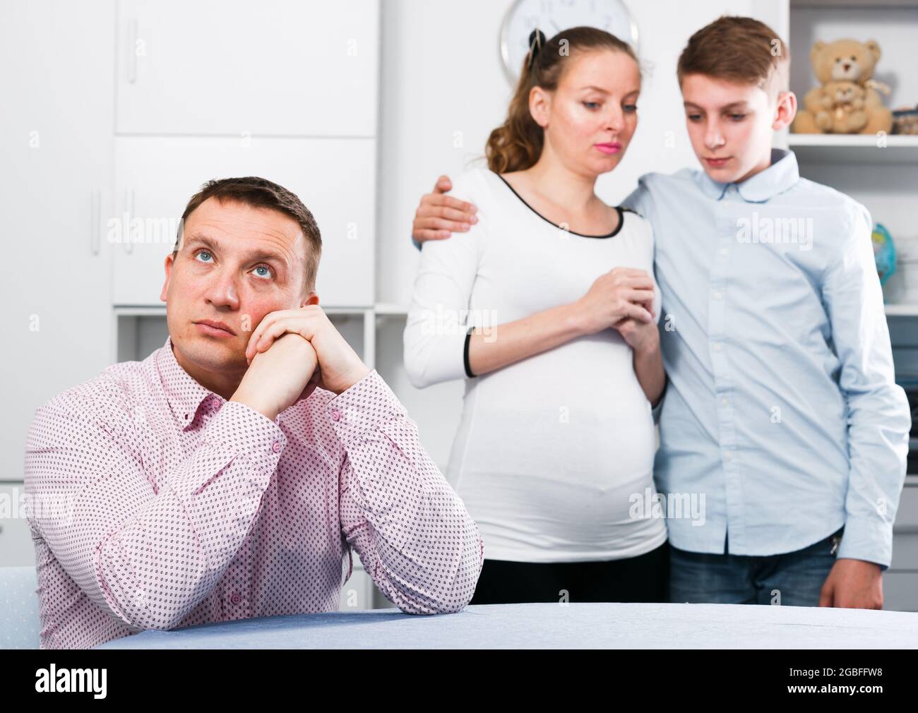 Family members arguing Stock Photo - Alamy