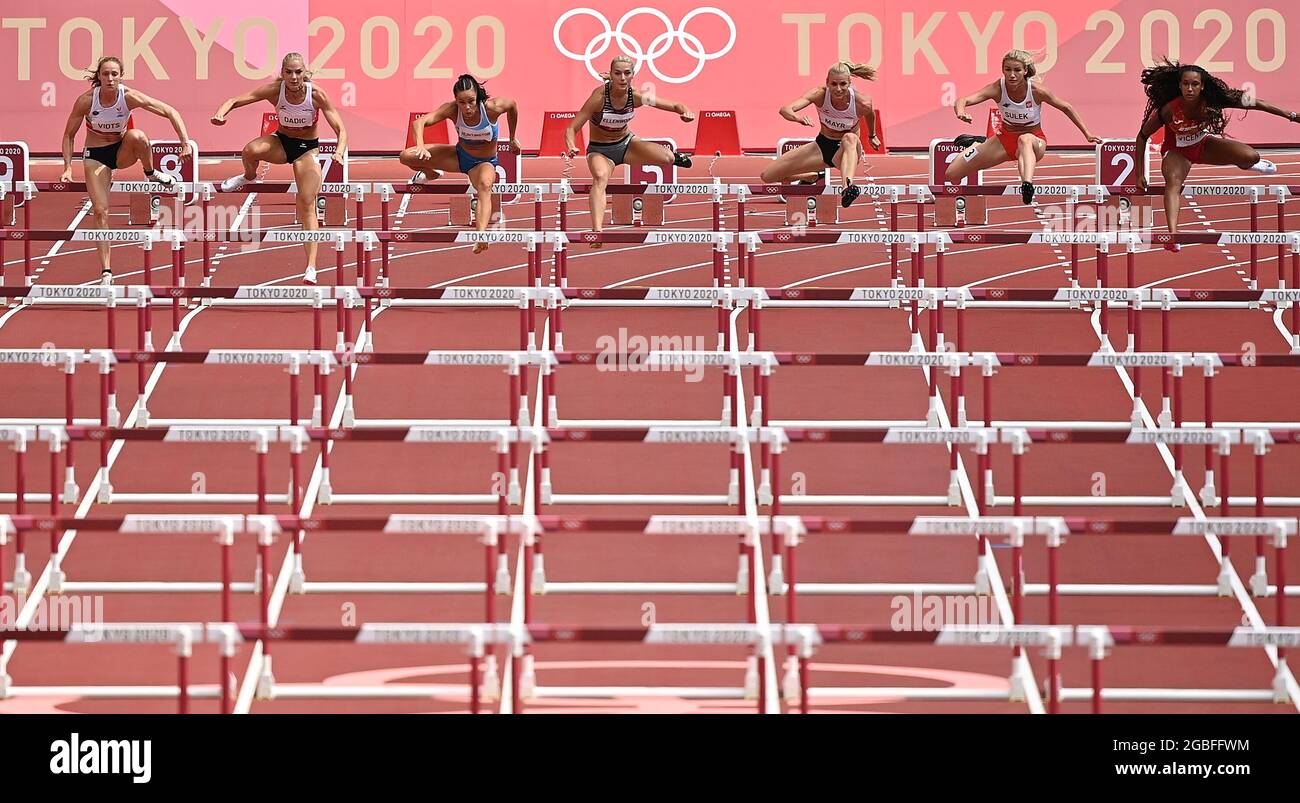 Womens heptathlon 100m hurdles hi-res stock photography and images - Alamy