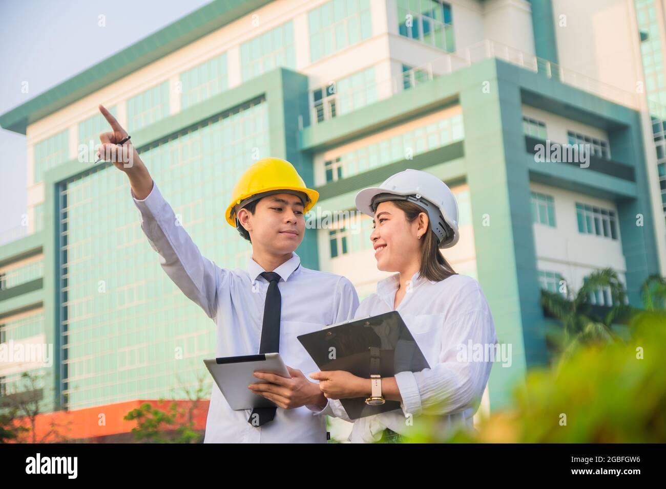 Architect teamwork hi-res stock photography and images - Alamy