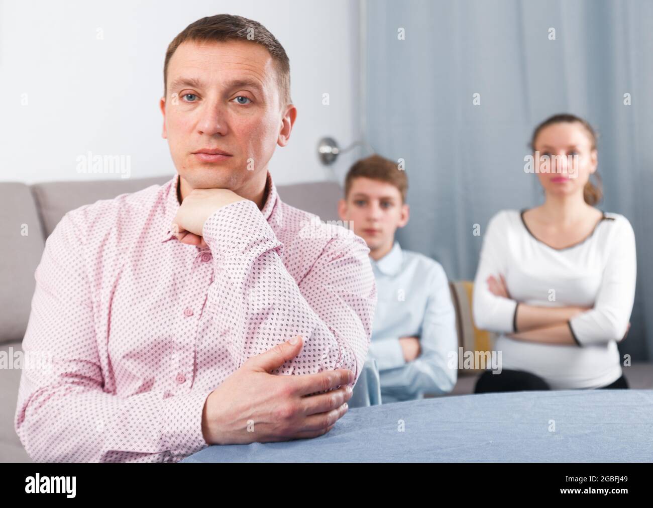 Family members arguing Stock Photo - Alamy