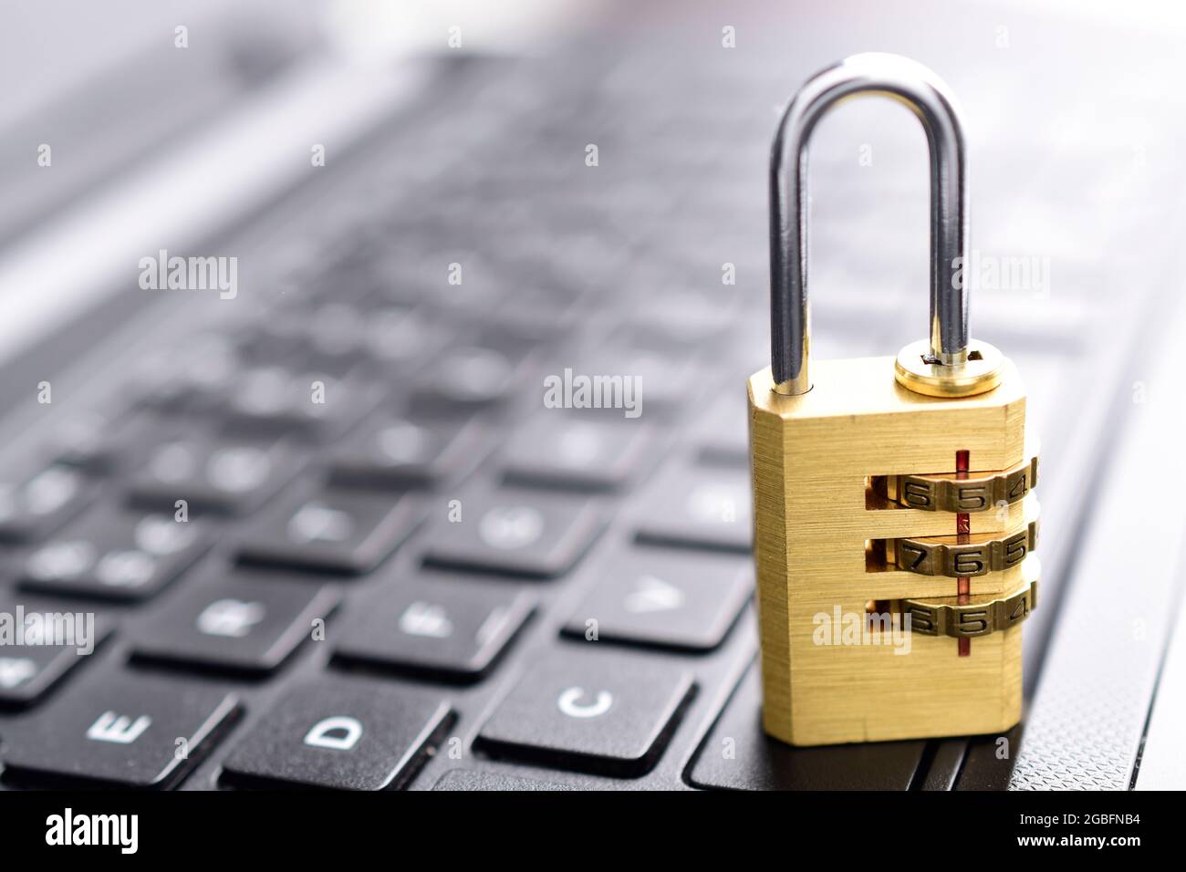Padlock warning virus danger hi-res stock photography and images - Alamy