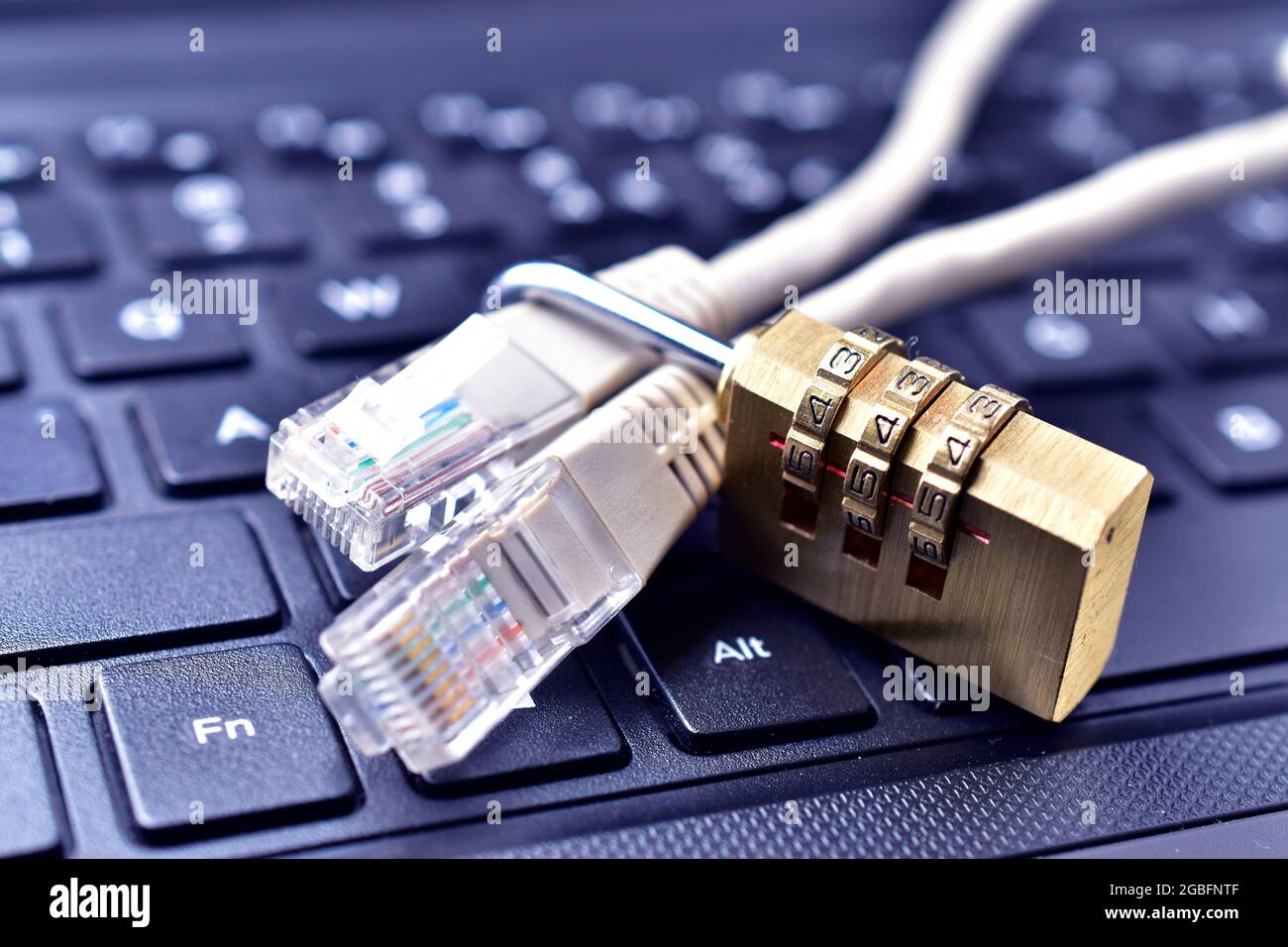 Computer wire hacker hi-res stock photography and images - Alamy