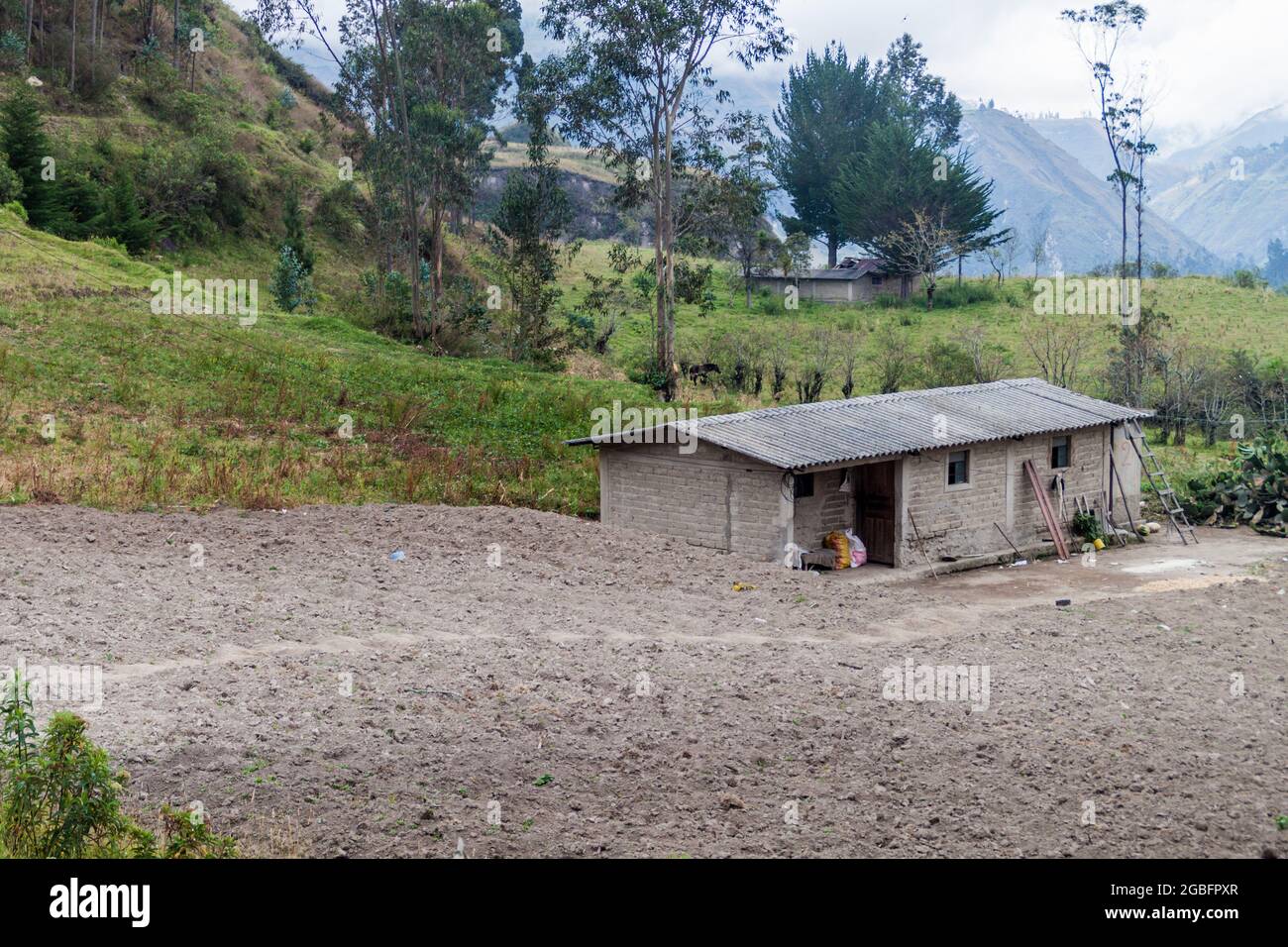 Rural house in ecuadorian mountains Stock Photo - Alamy