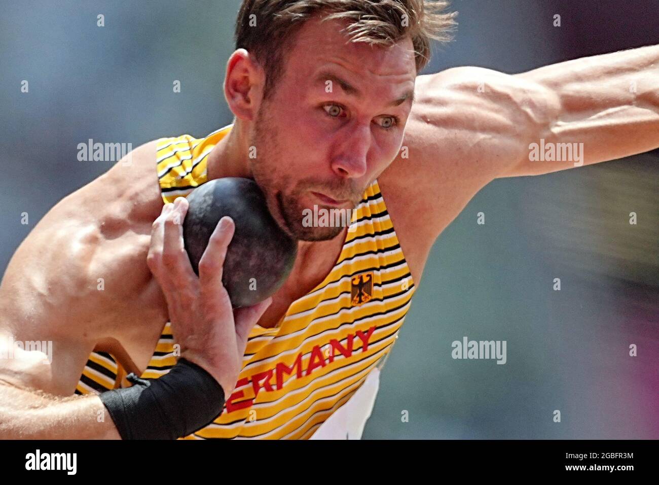 Tokio, Japan. 04th Aug, 2021. Athletics: Olympics, decathlon, men, shot ...