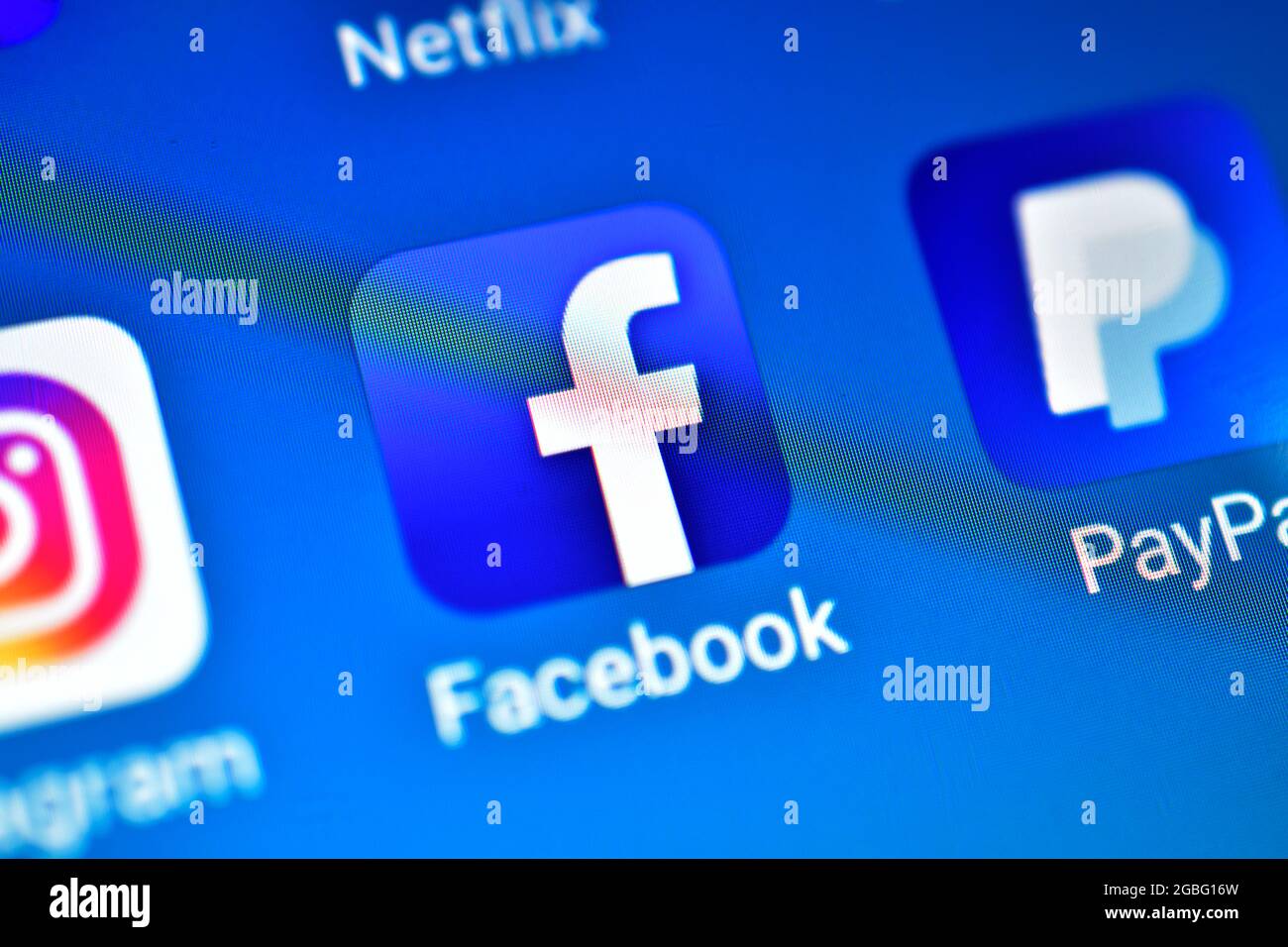 Facebook computer nobody message hi-res stock photography and images ...