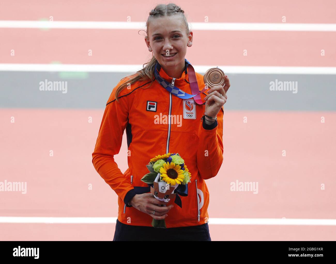 Tokyo, Japan. 04th Aug, 2021. Bronze medalist Femke Bol of the ...