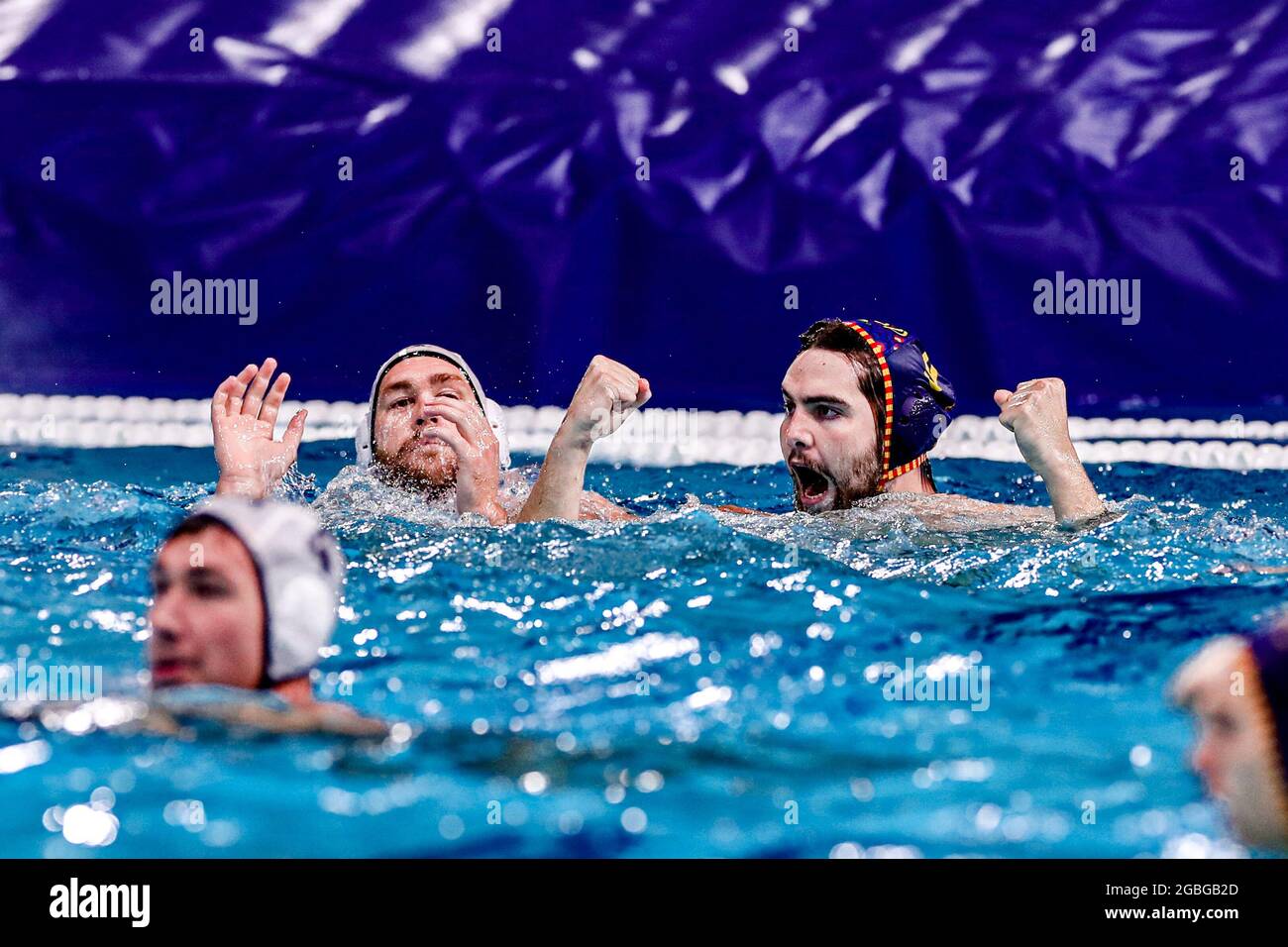 TOKYO, JAPAN - AUGUST 4: Alex Bowen of United States looks dejected ...