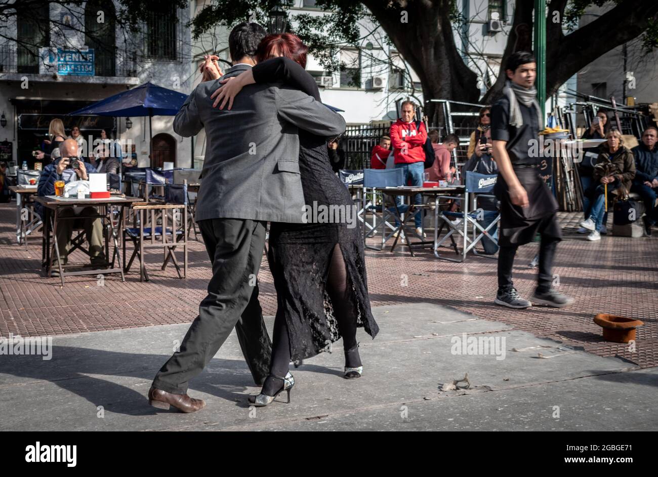 Tango dancers in Plaza Dorrego in San Telmo, Buenos Aires, Argentina ...