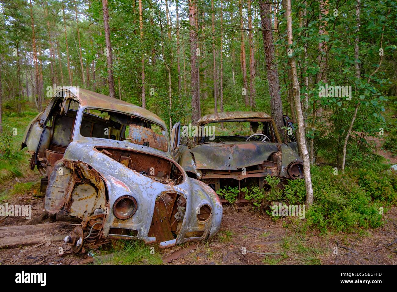 Vintage car accident in farm hi-res stock photography and images - Alamy