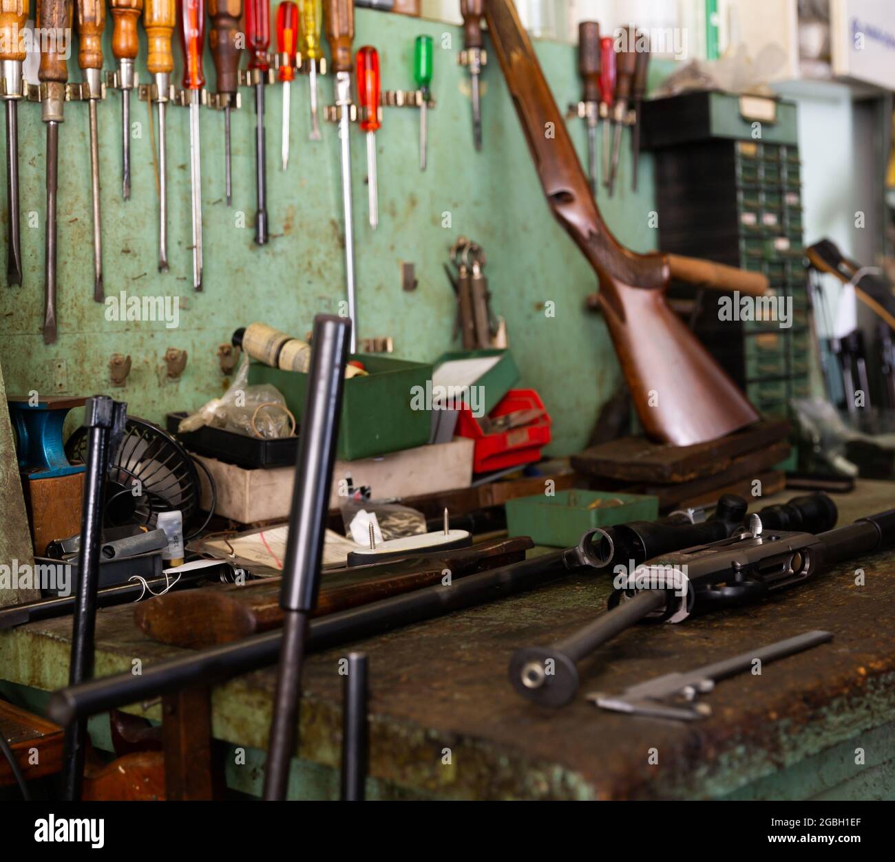 Weapon cleaning kit hi-res stock photography and images - Alamy